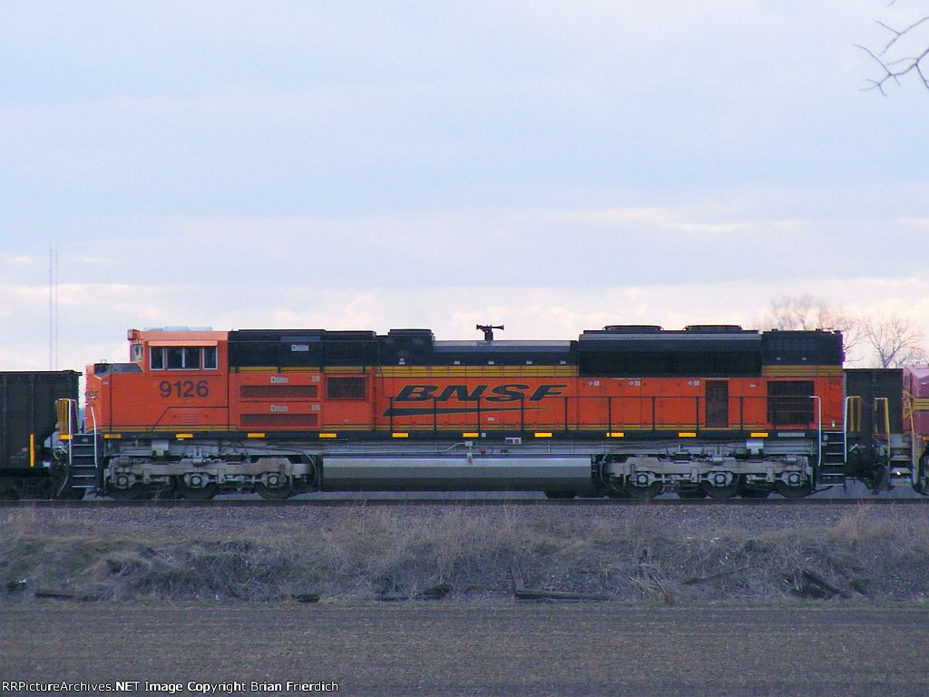 BNSF 9126